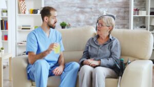 Therapeutic Communication in Nursing | IntelyCare
