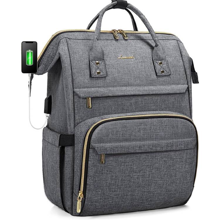 Top 9 Nurse Accessories for Work | IntelyCare