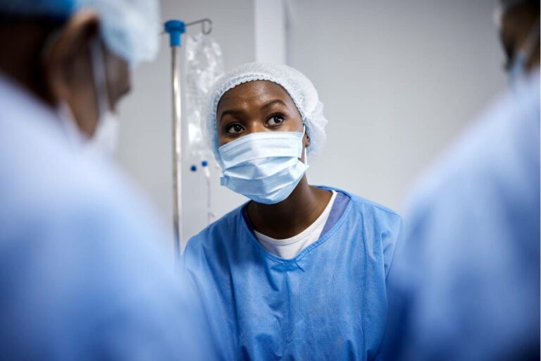 How to Become a Cath Lab Nurse | IntelyCare