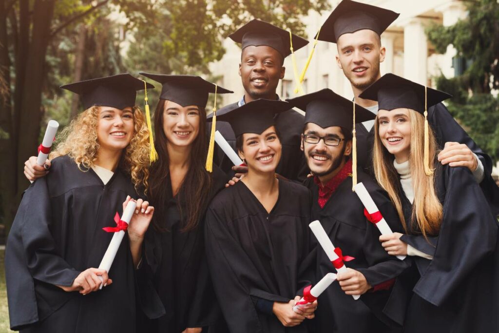 5 Nursing Graduation Party Ideas | IntelyCare