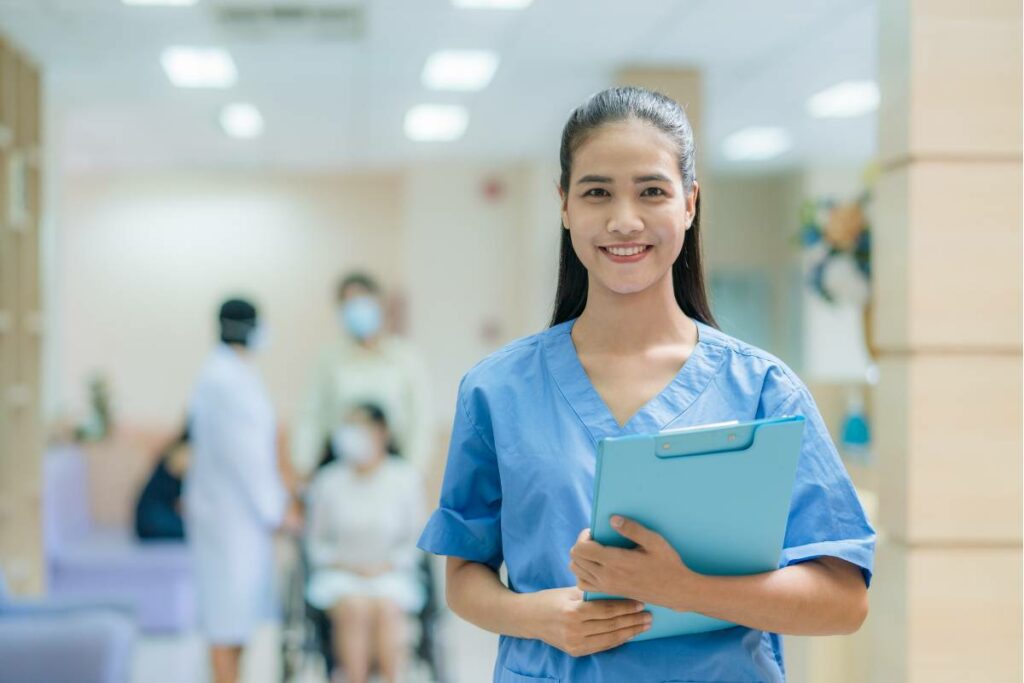 What Is a CNS in Nursing? | IntelyCare