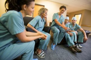 Nursing Safety Huddle: Best Practices | IntelyCare
