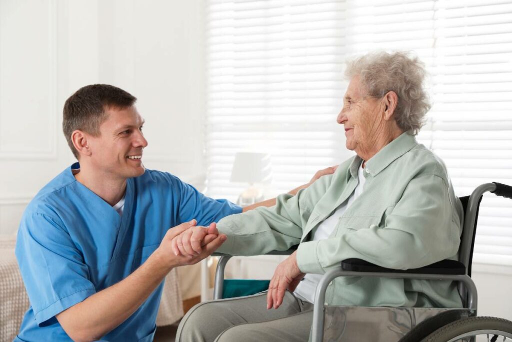 How to Become a Geriatric Nurse | IntelyCare