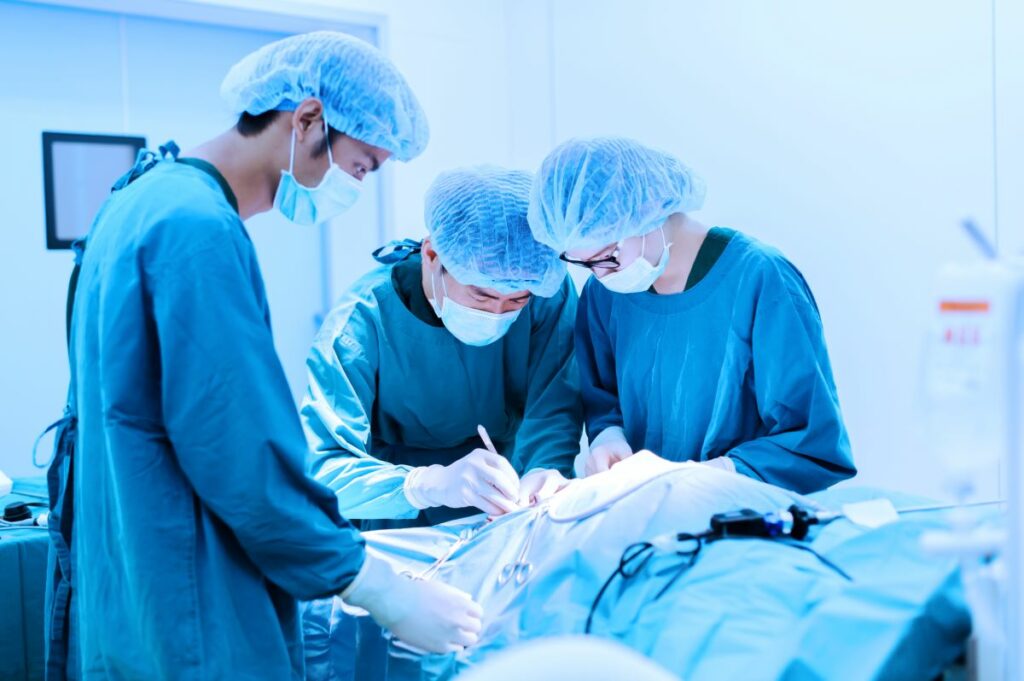 Top 7 Surgical Tech Interview Questions to Ask | IntelyCare