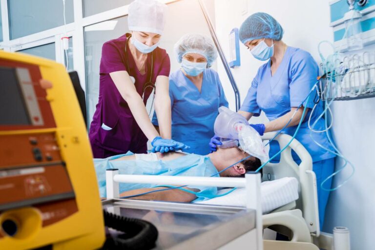 What Is ACLS Certification? Overview and FAQ | IntelyCare