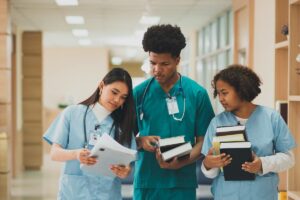Patricia Benner Nursing Theory: Guide for Nurses | IntelyCare