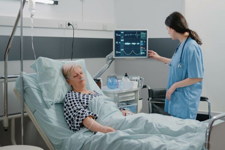 Guide to Telemetry Certification for Nurses | IntelyCare