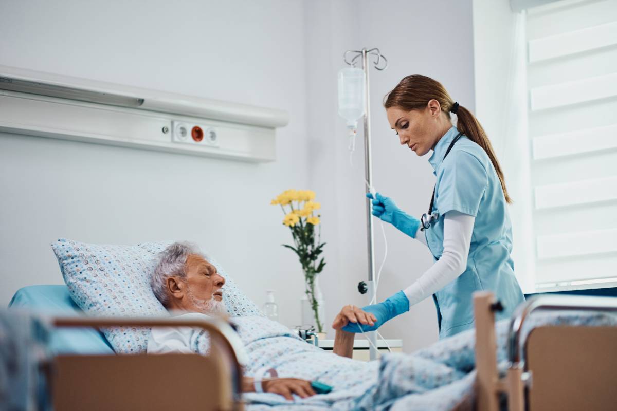 How To Become An Acute Care Nurse Practitioner IntelyCare