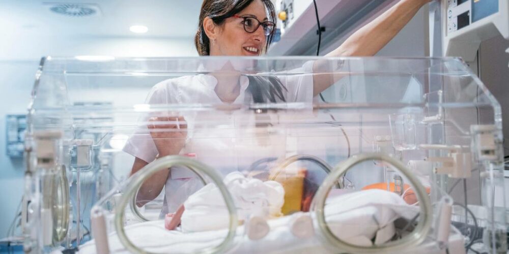 C-ELBW Certification: Overview and FAQ | IntelyCare