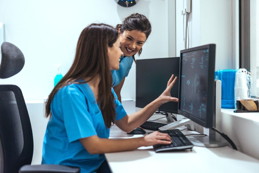 How to Improve Your Nurses' Station: 5 Best Practices | IntelyCare
